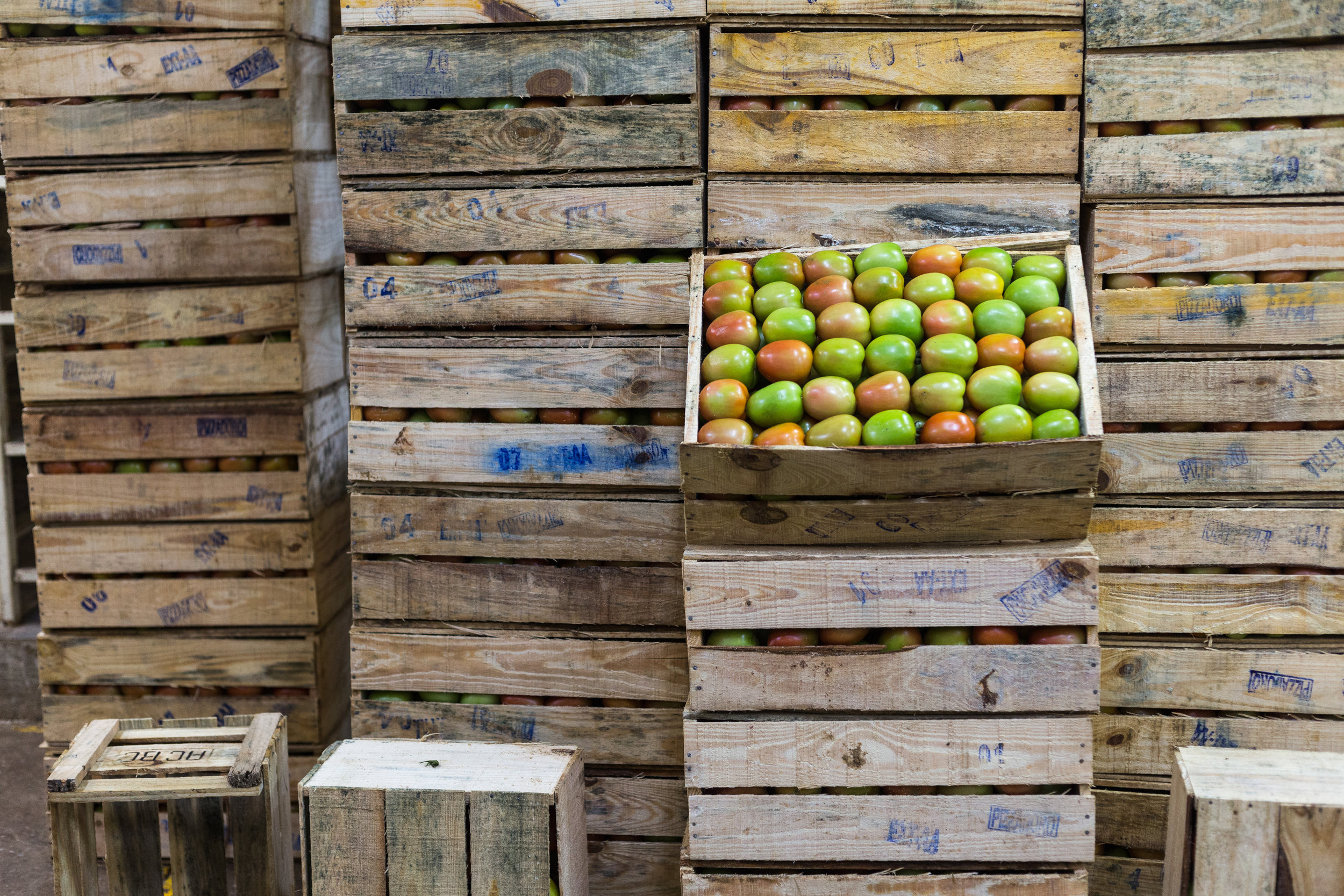green tomatos sales in bulk, wood cases – Corbin Hill Food Project
